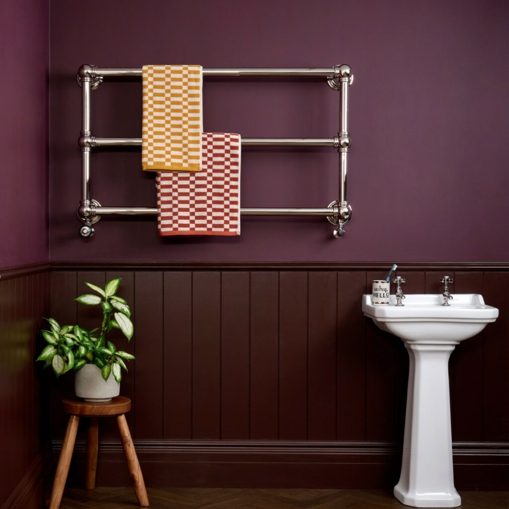 Bard & Brazier Towel Rails - Castrads