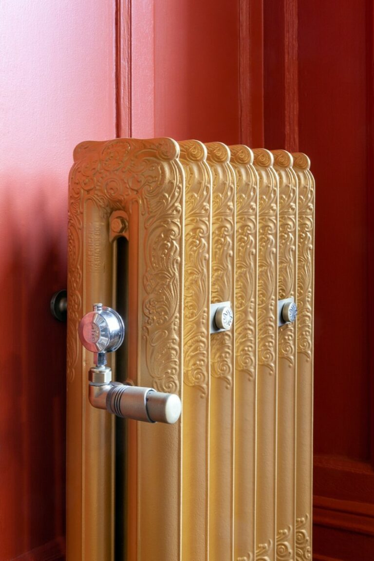 Thermostatic Radiator Valves - TRVs by Castrads