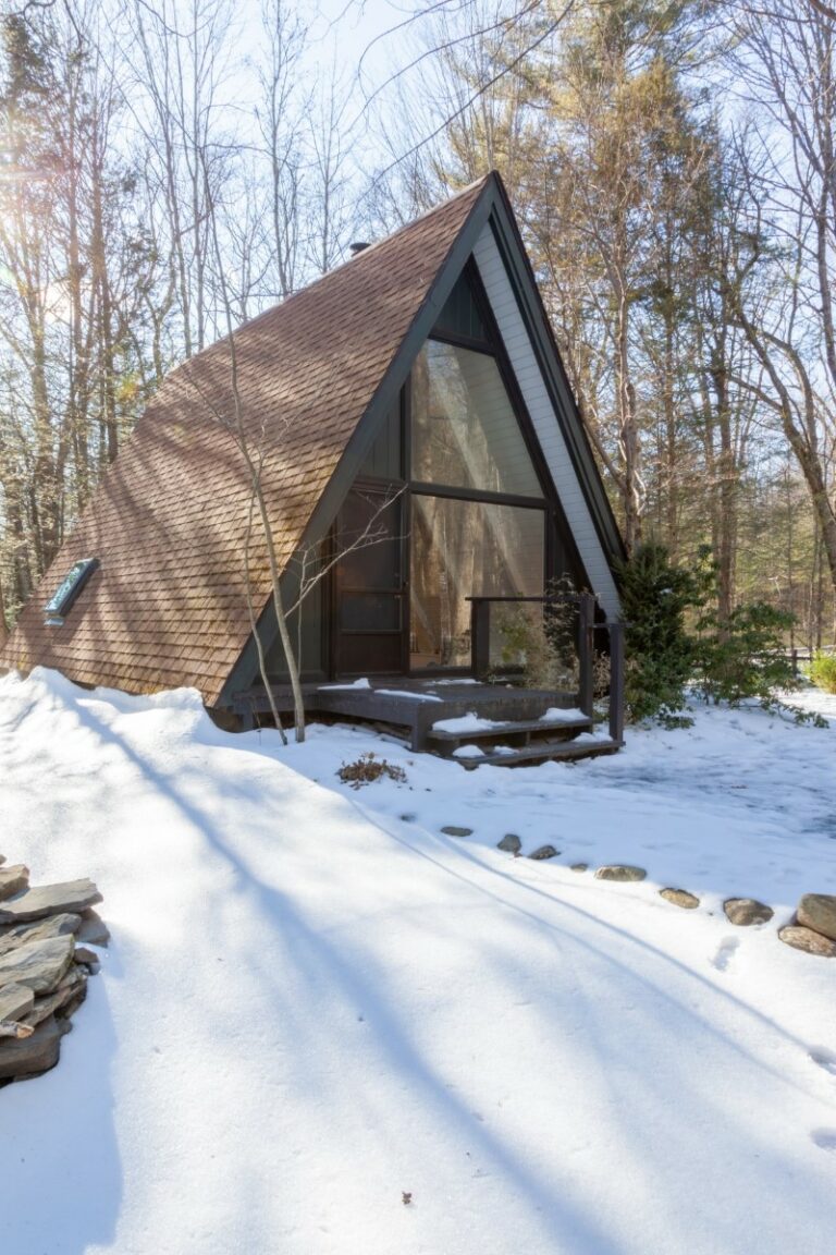 How To Heat The Triangle House - Castrads